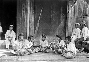 Old Photos of Myanmar - MYANMORE