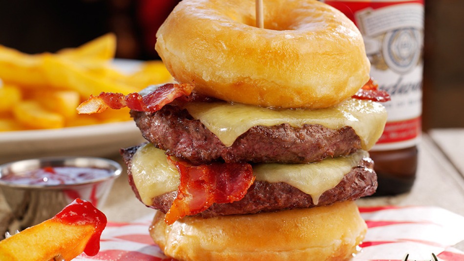 DOUBLE DONUT BURGER - MYANMORE