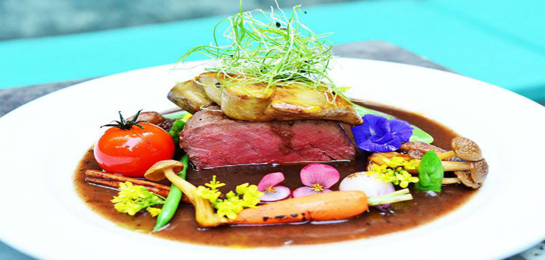 MIX Restaurant & Bar - Unusual techniques for surprising fusion foods ...