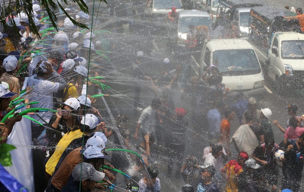 Be On Stage For Thingyan! - MYANMORE