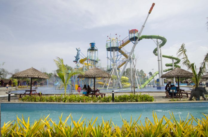 Waterboom Is Back! The Customers, Not So Much - MYANMORE