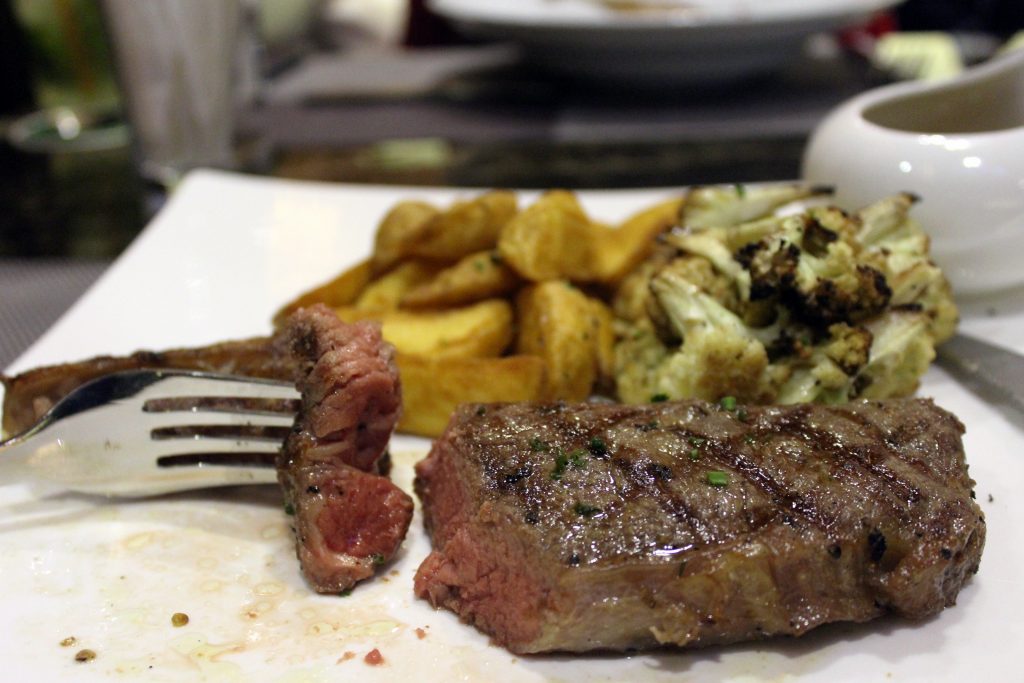 A Proper Steak at Steak Out - MYANMORE