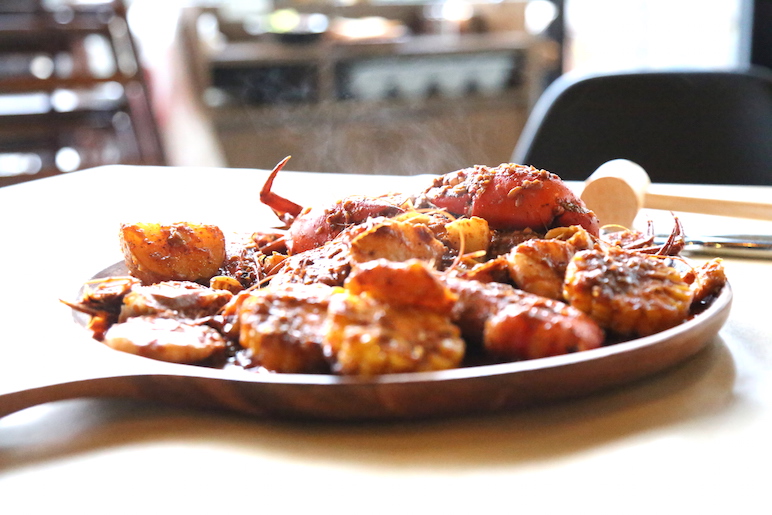 Bib up and Purge out at “Pier 9 Cajun Kitchen” - MYANMORE