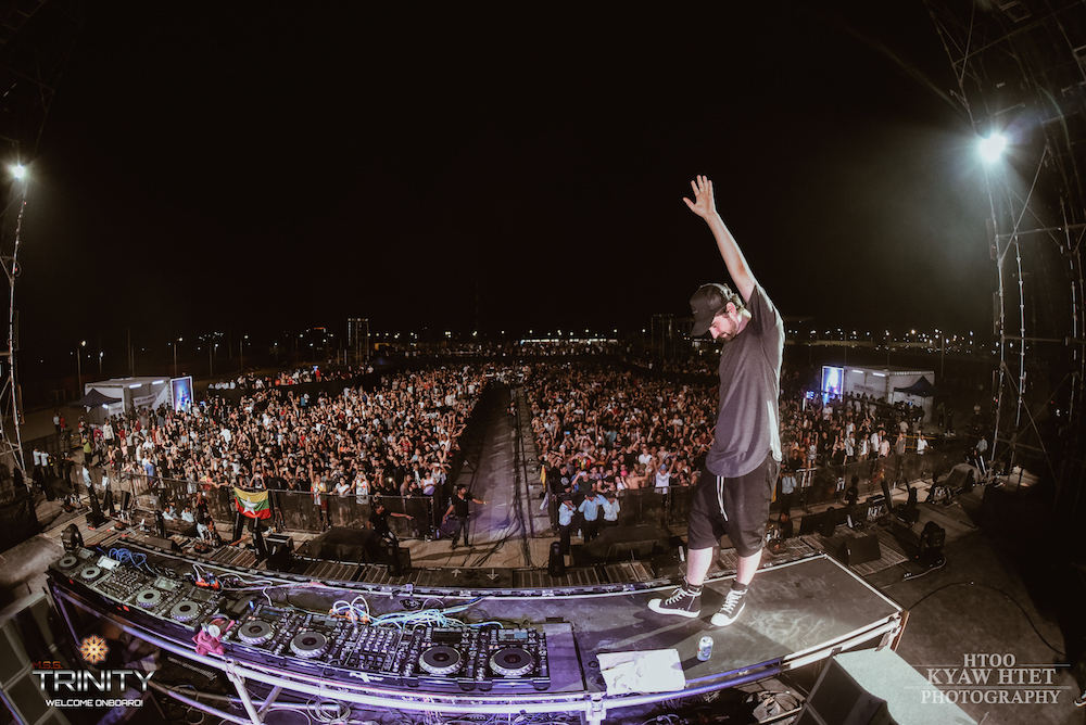 [Music] DYRO rises more “ALIVE.” - MYANMORE