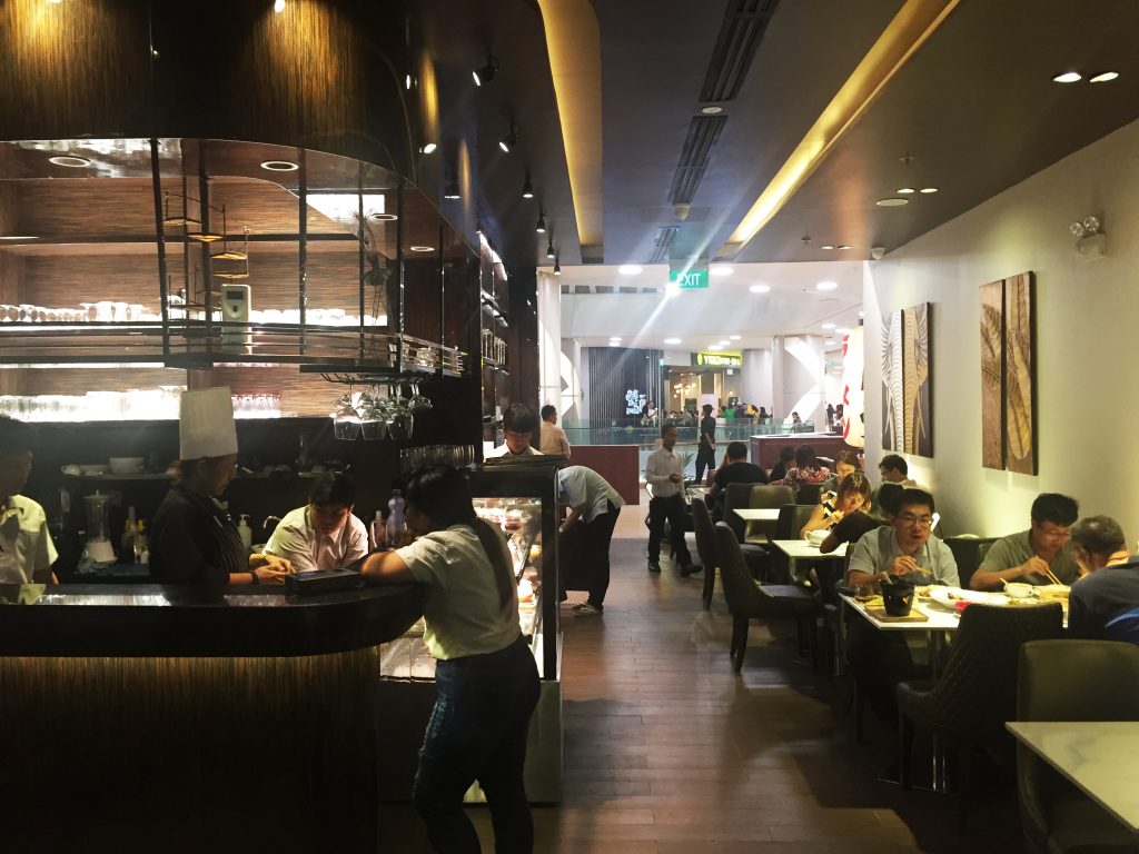 Manora Thai Cuisine and Bistro: Of Colors and Characters - MYANMORE