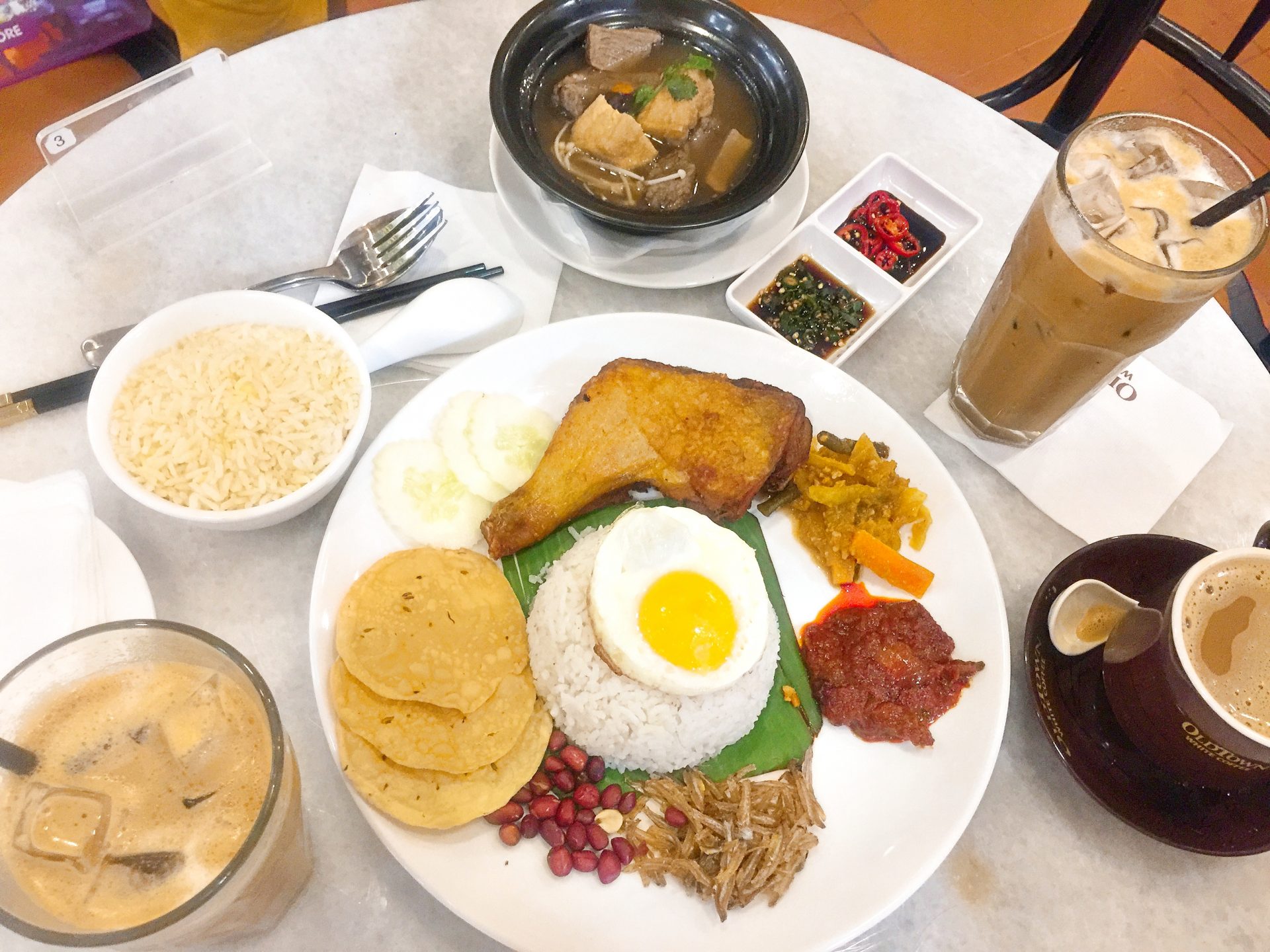 Oldtown White Coffee Cafe : Bringing Malaysian Taste to Myanmar - MYANMORE