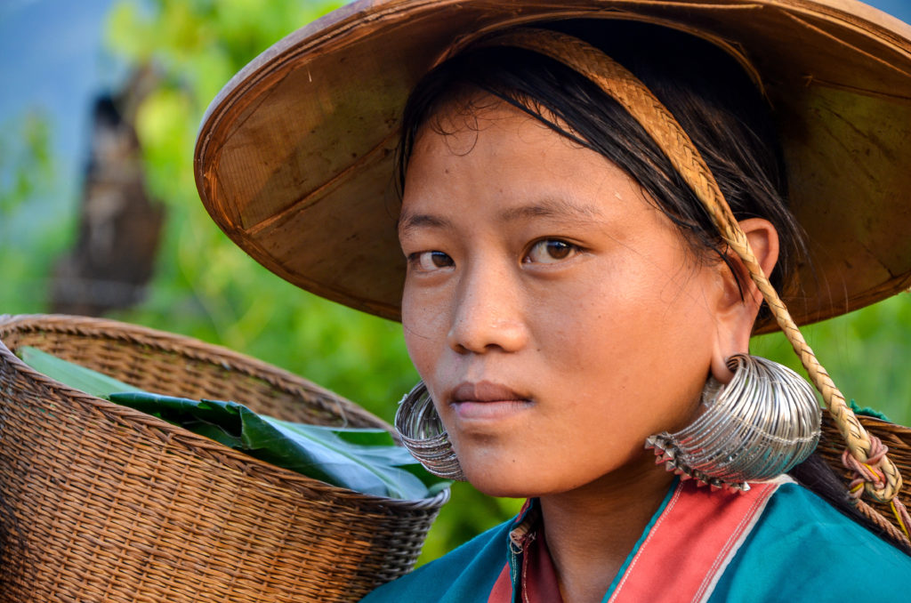 Portraits of Shan State - MYANMORE