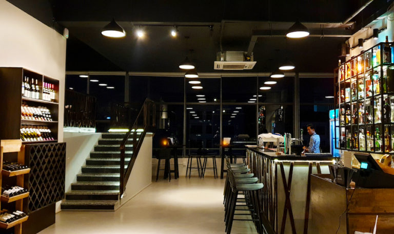 6 of the Best Rooftop Bars in Yangon - MYANMORE