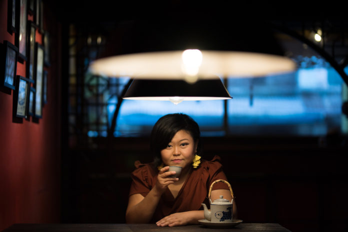 Soe Yu Nwe: The golden girl of contemporary art - MYANMORE