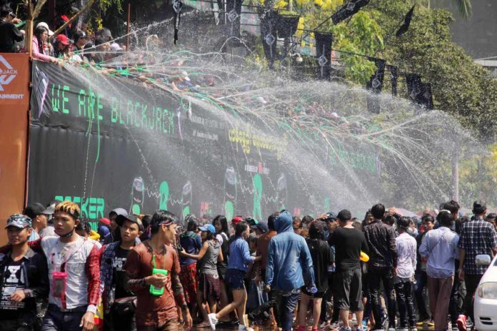 Why you should visit the Thingyan Festival in Yangon! - MYANMORE