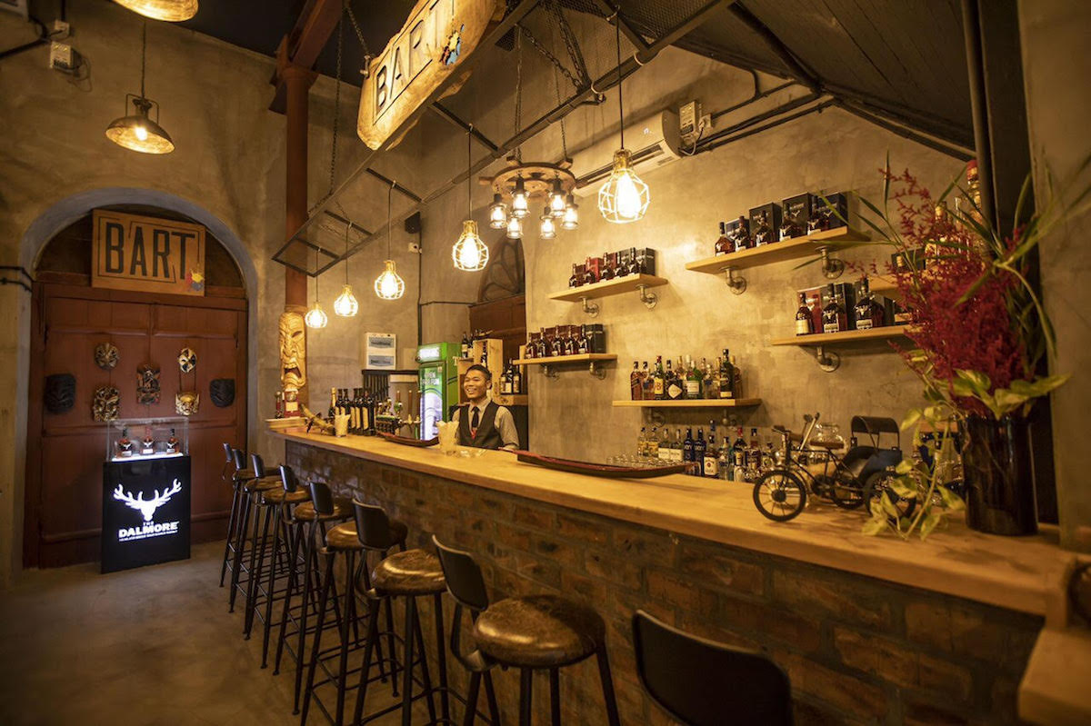 Bart: A bar with a bit of art - MYANMORE