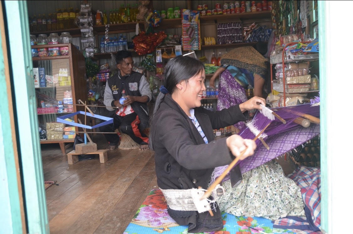 Aidii Weaving House: Restoring and Modernizing Chin Traditional Weaving ...