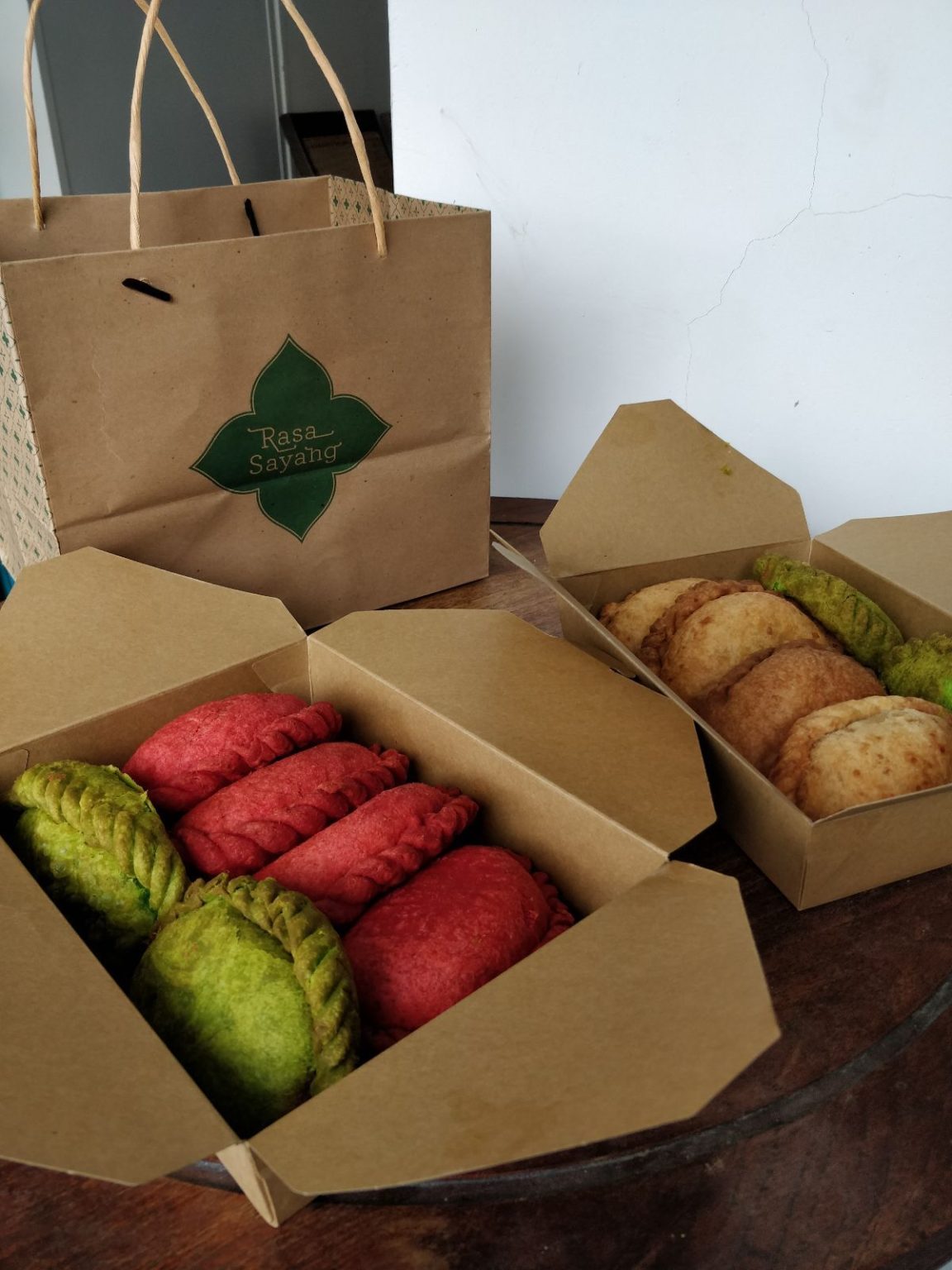 Peranakan snacks in Yangon - MYANMORE