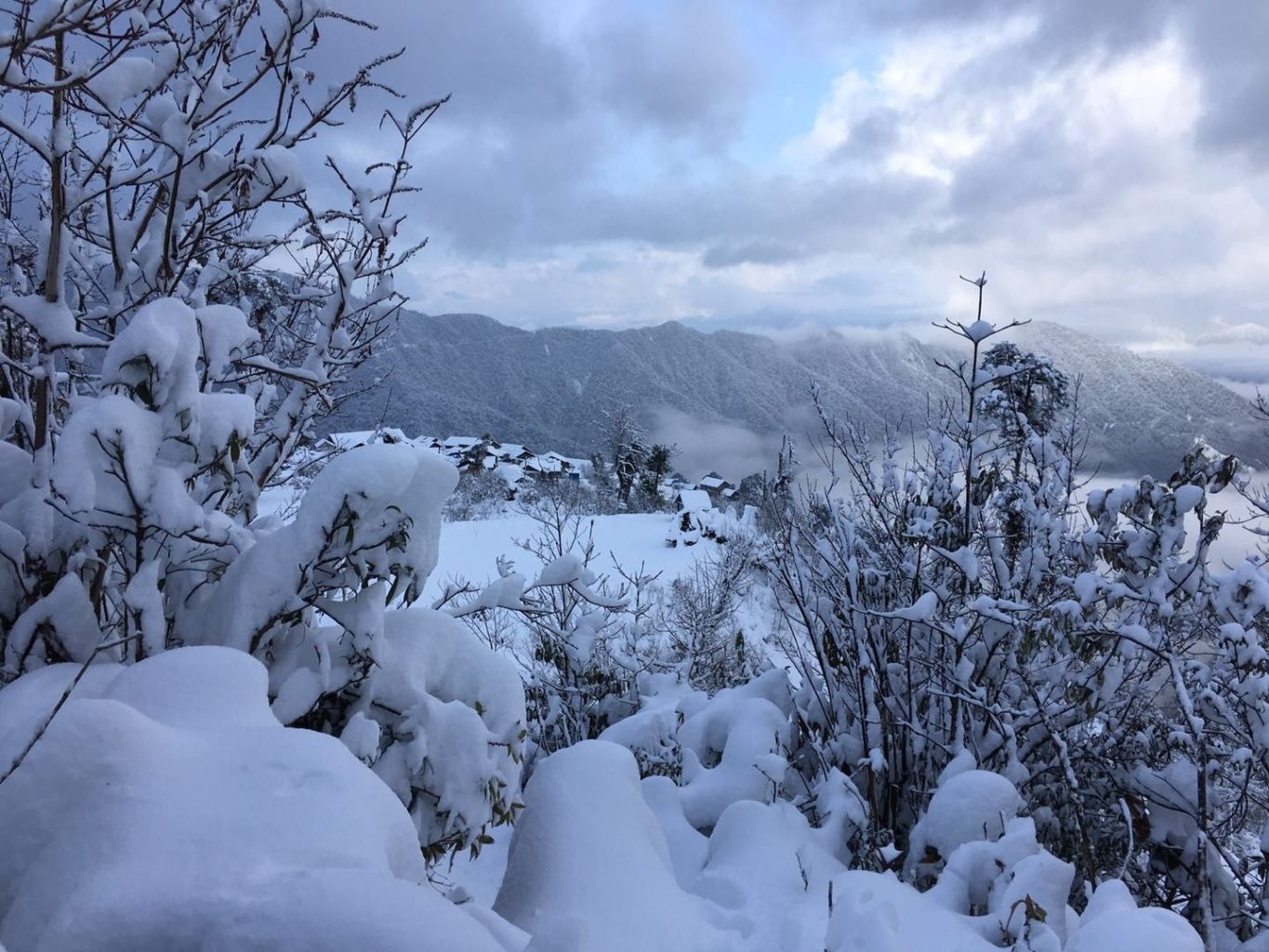 Shein Hkawn: A village hidden in snow - MYANMORE