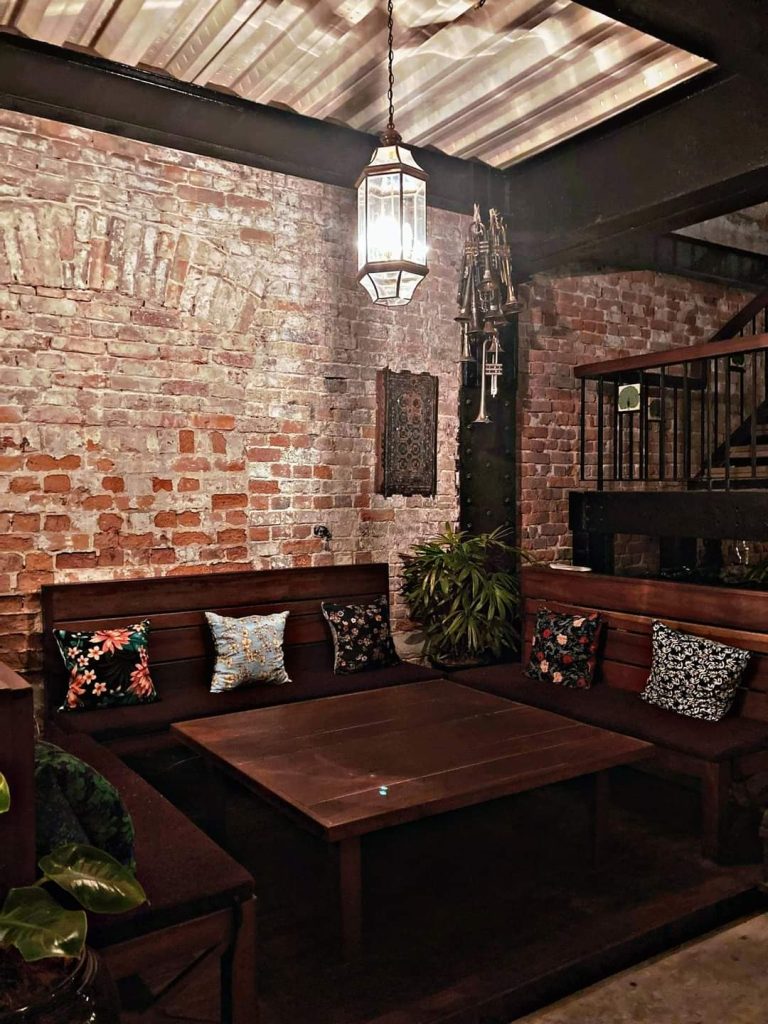 The Enchanted Theatre: Maw Yon Café - MYANMORE